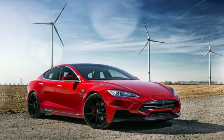 See Elon Musk’s 11 Different Cars, And What He Drives Today - Greenlit ...