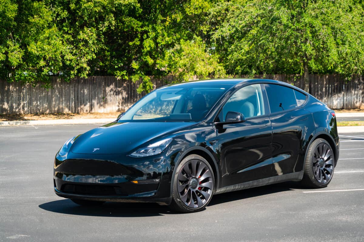 Tesla Model Y Long Range vs. Performance: What’s the Difference ...