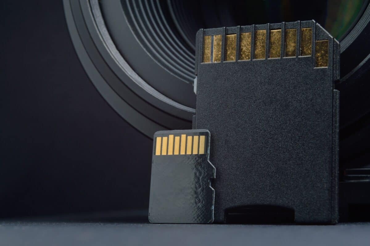 The Largest MicroSD Card Blows My Mind - Greenlit Content
