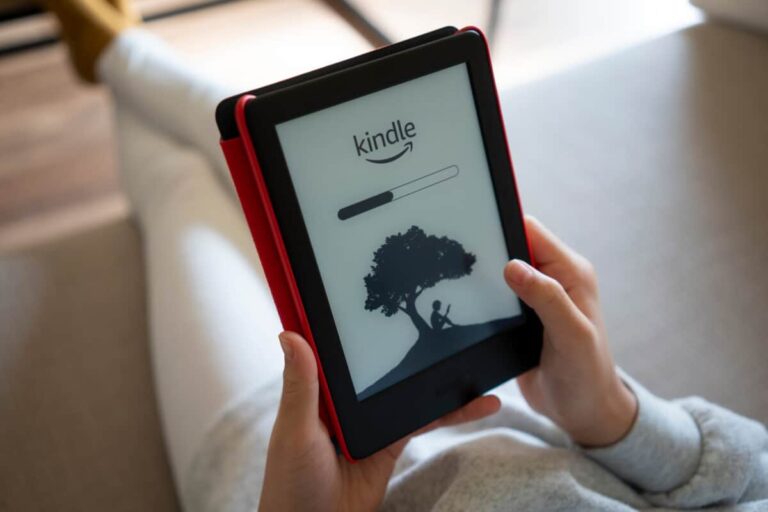 Amazon Kindle Ads vs No Ads: Full Comparison - Greenlit Content
