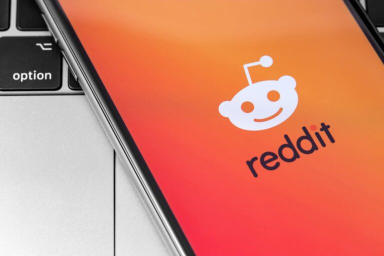 Twitter vs. Reddit: Differences, and Which One Is Better - Greenlit Content