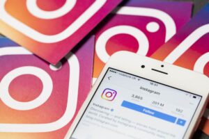 Twitter vs Instagram: Differences, And Which Is Better - Greenlit Content