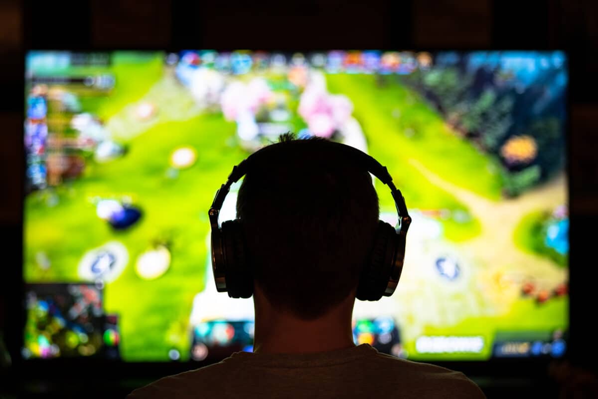 What Does MMO Stand for? - Greenlit Content