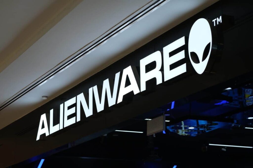 The History of Alienware: The Most Famous Gaming Computer - Greenlit ...